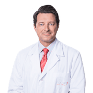 Dr. Pablo Febles - Especialista en Neurocirugía - Cecoten